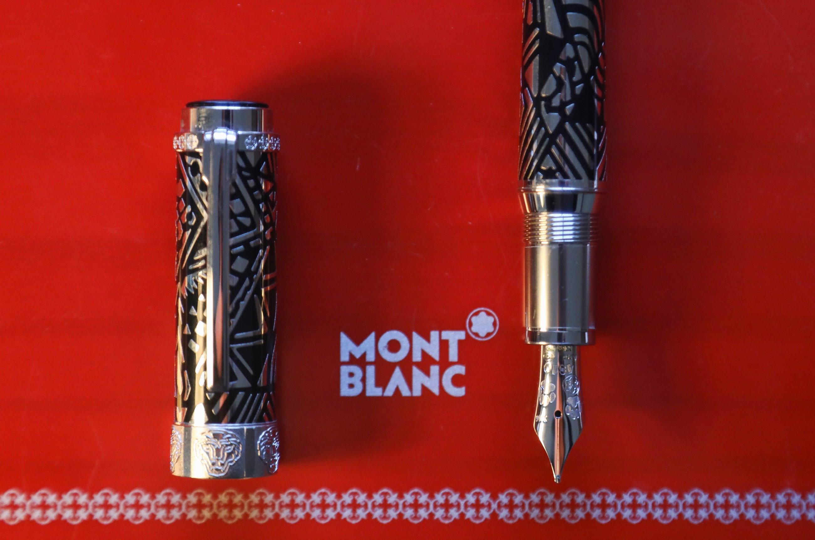 Vintage pen market